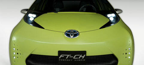 Toyota presenterar Mini-Prius