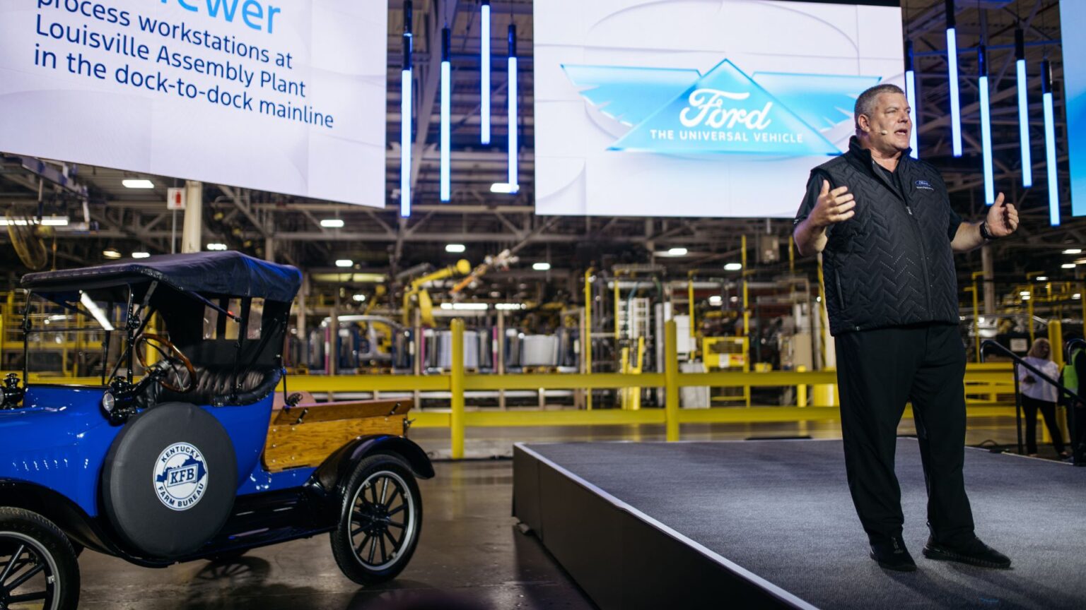Ford utmanar Tesla och BYD – elbil för 300 000 kr